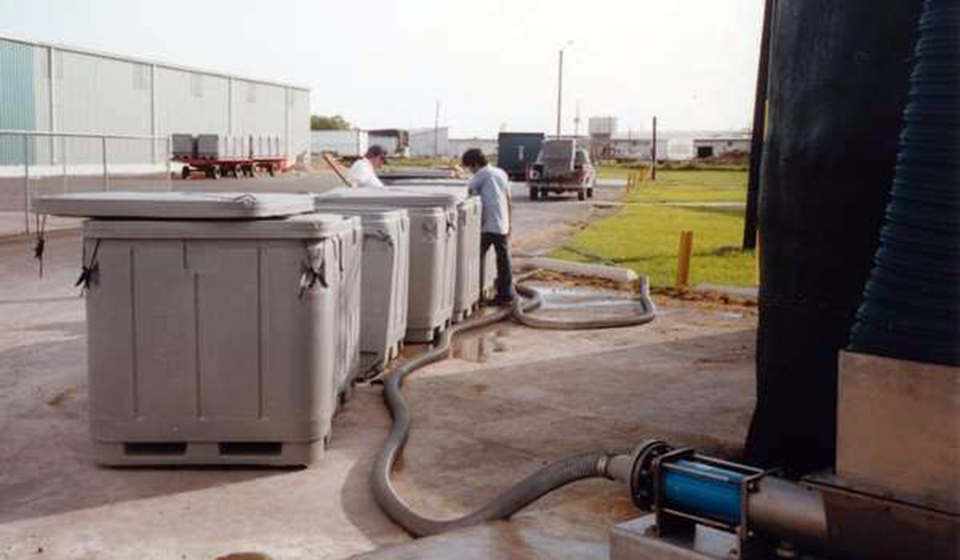 Super chilling slurry ice quickly cools, preserves seafood ...