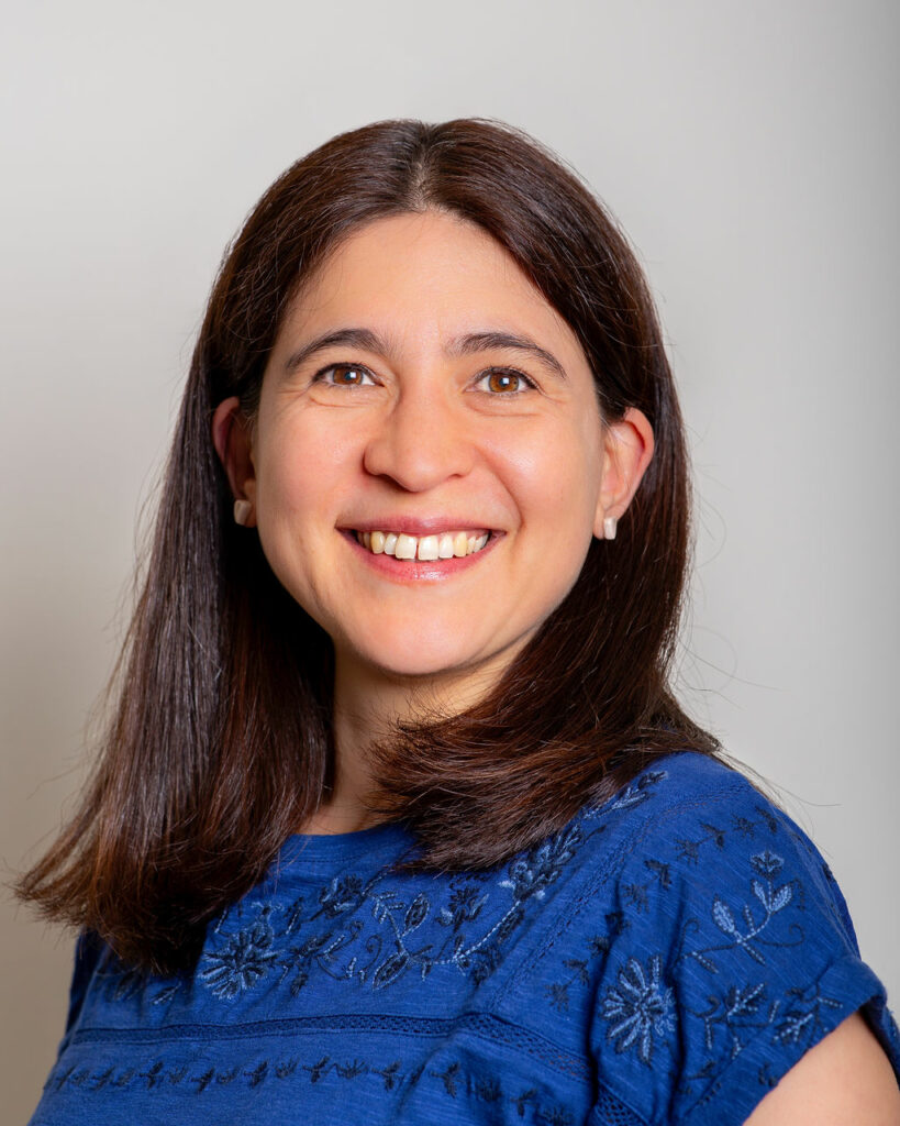 From Media to Marine Science: Bonnie Waycott’s Journey in Aquaculture ...